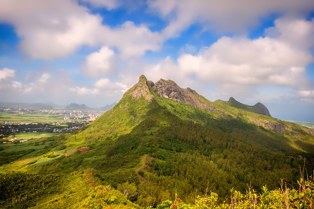 Hiking Le Pouce (The Thumb) in Mauritius | Atlas & Boots