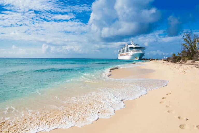 17 interesting facts about The Bahamas ﻿ | Atlas & Boots